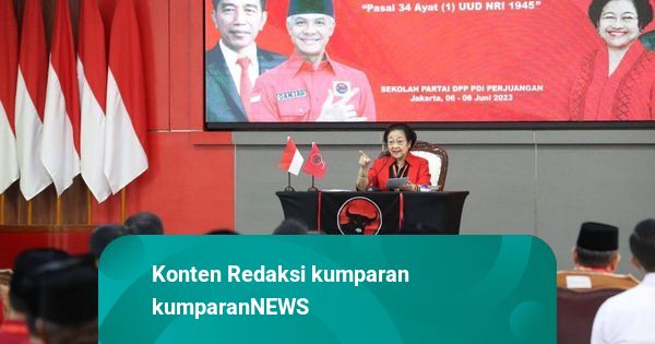 Saat Megawati Tahan Tangis Kenang 10 Tahun Kepergian Taufiq Kiemas ... Saat Megawati Tahan Tangis Kenang 10 Tahun Kepergian Taufiq Kiemas ...